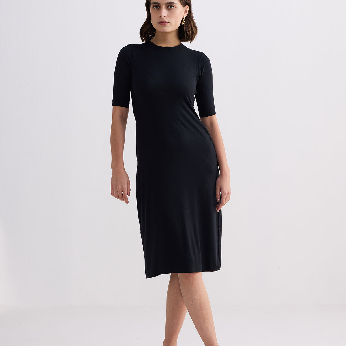 High Crew Neck Elbow Sleeves Fitted Dress in Black – Reistor